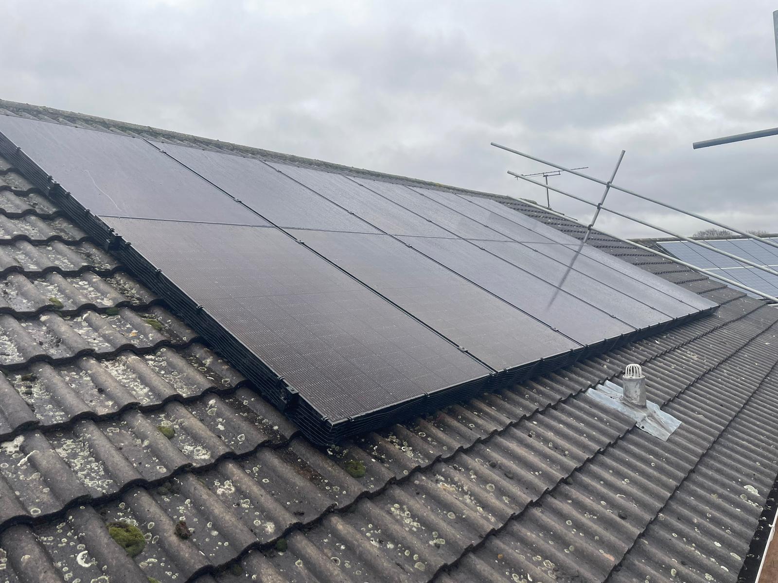 Mr & Mrs B – Lincoln — SolarEdge - Amelio Solar Energy